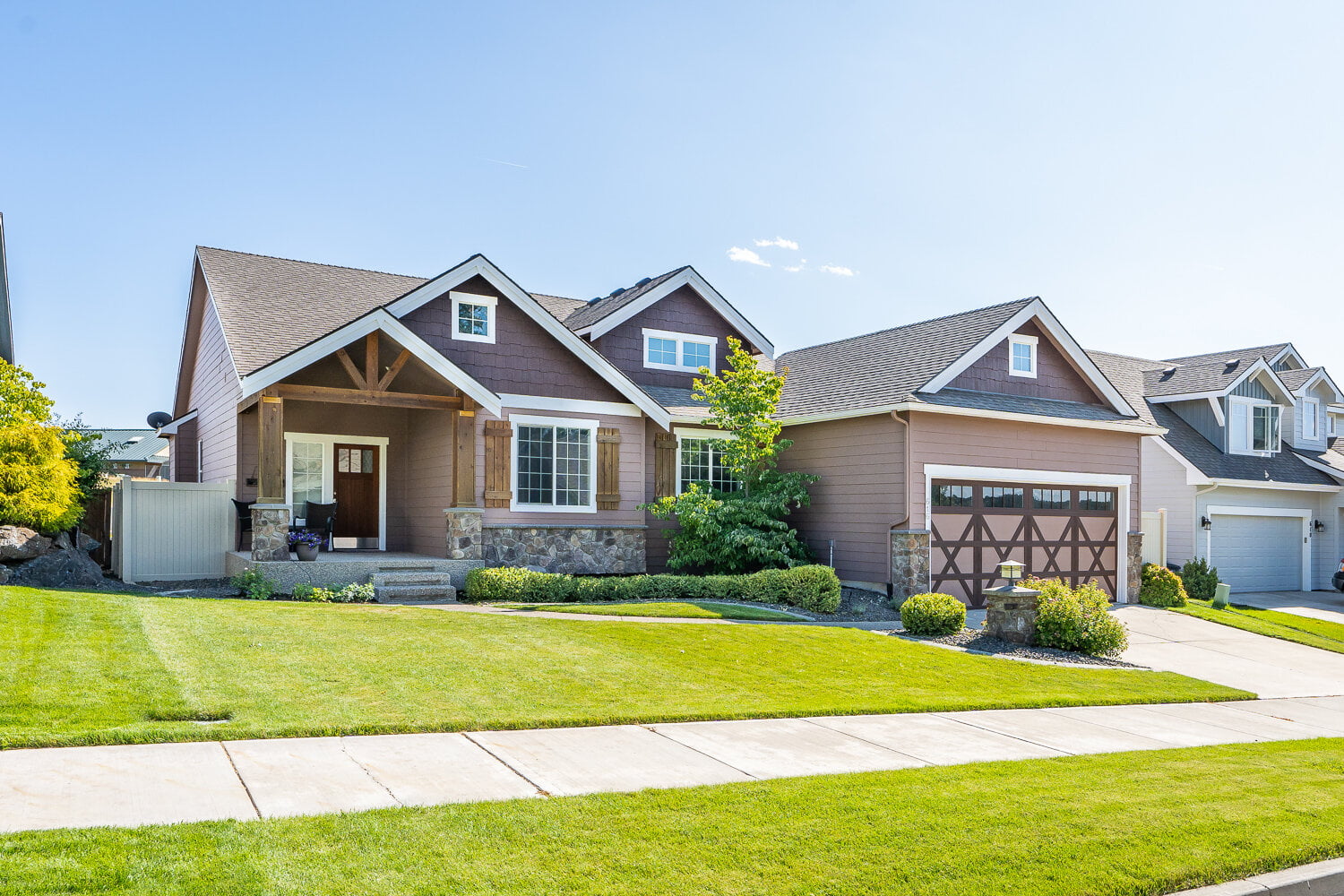 How To List Your Home On Facebook, And Why It Matters - Grand Showing